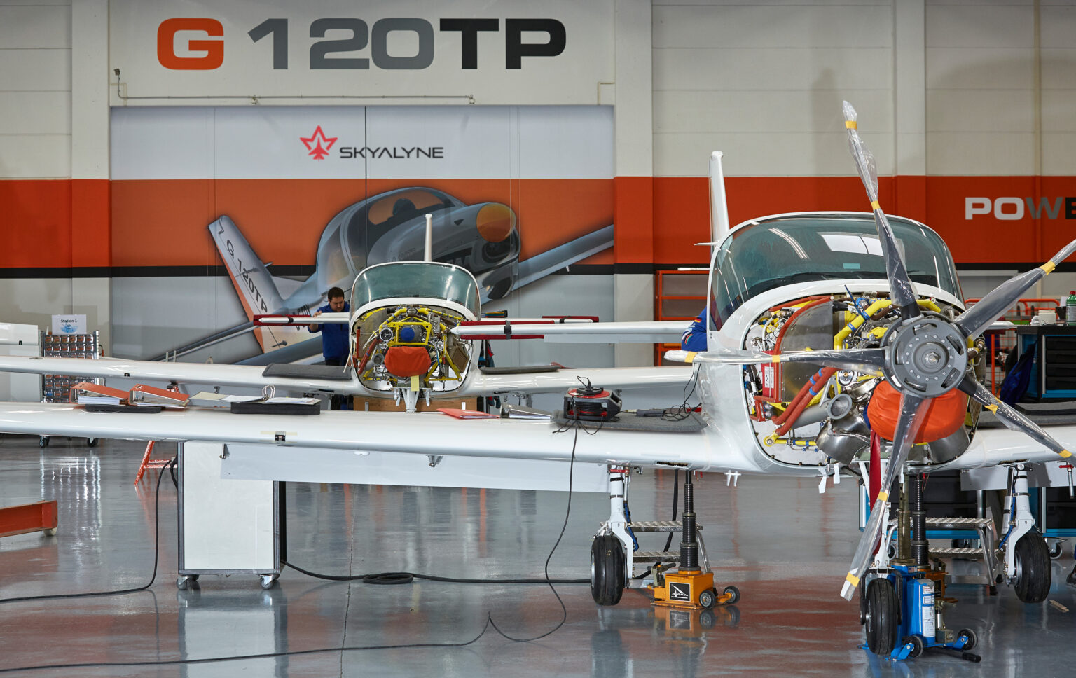 Grob Aircraft contracted by SkyAlyne to deliver 23 new Grob G 120TP ...
